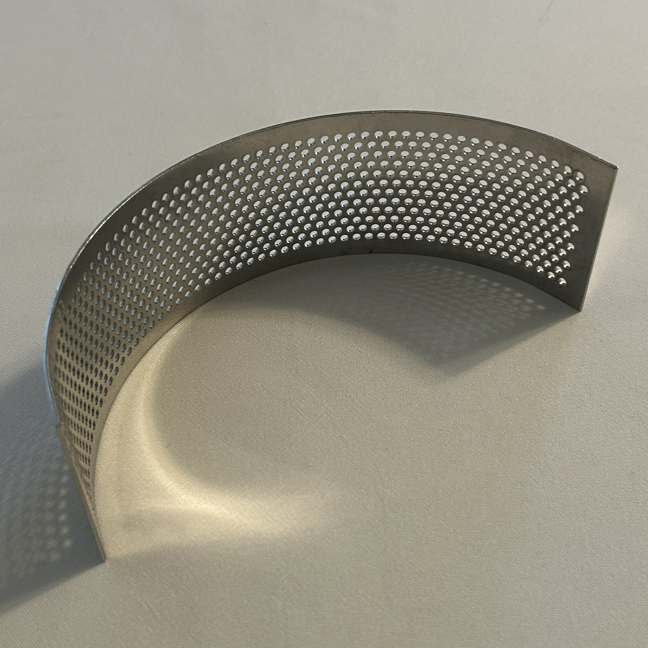 0.093" (8-Mesh) Round Hole Screen for Fitzpatrick L1A, SLS and IR220 ...