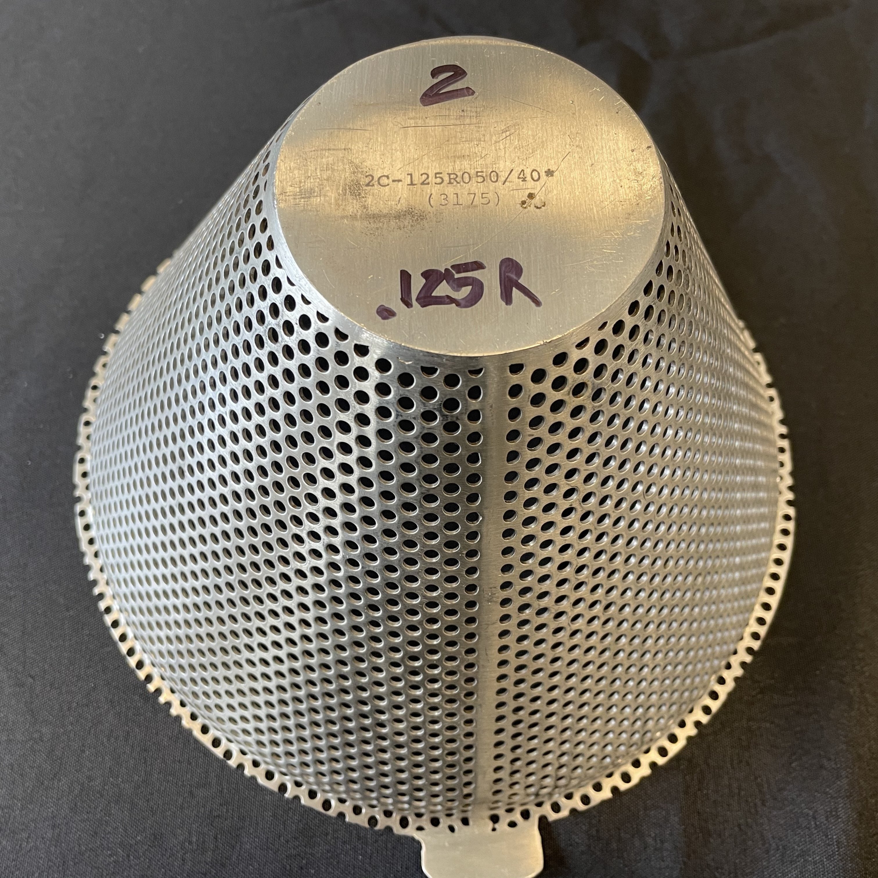 0.125" (6-Mesh) Round Hole Screen for Quadro 194 Comil, OEM Part# 2C12 ...