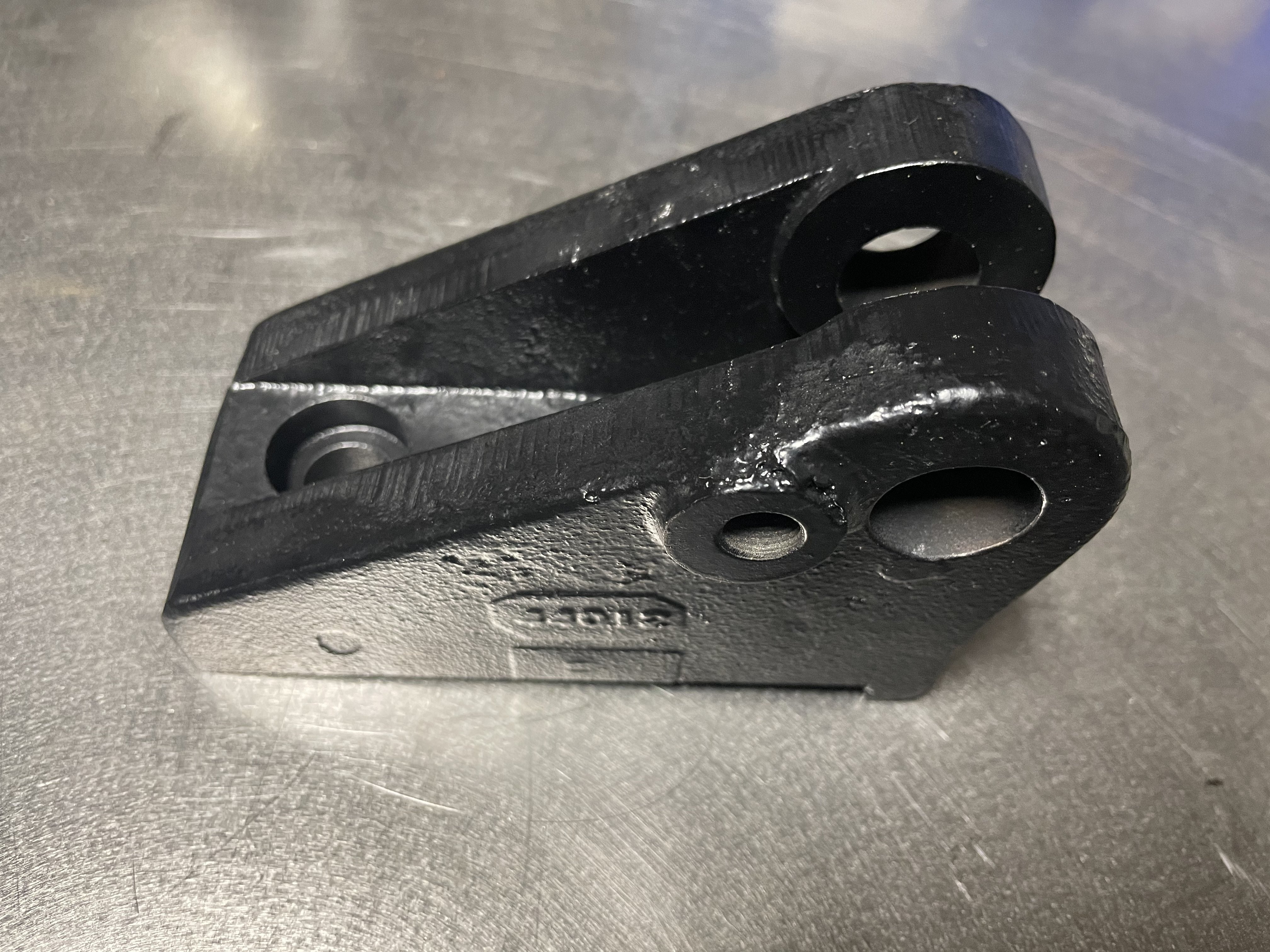 Upper Tamping Roll Bracket for Manesty Betapress – PharmParts