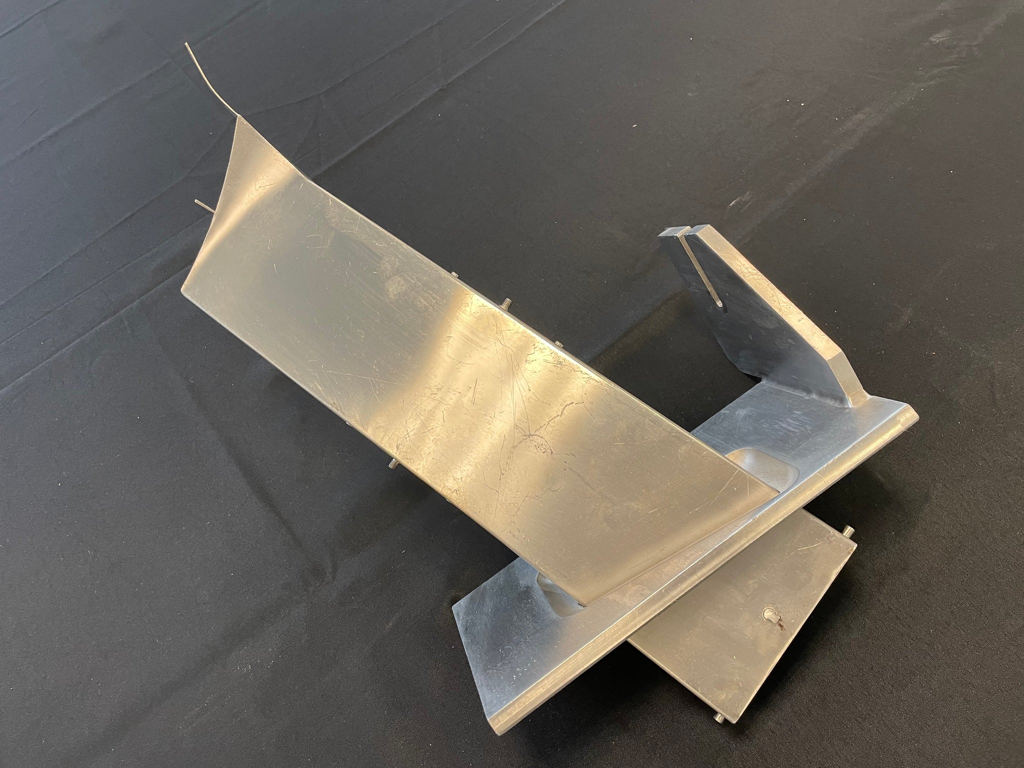 Discharge Chute with Bracket – PharmParts