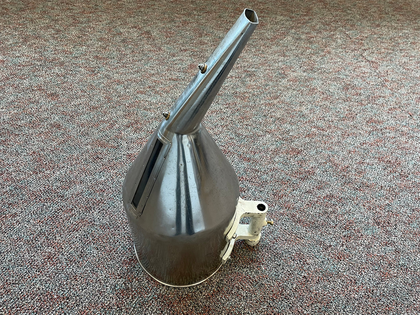 Hopper with Bracket for Manesty B3B – PharmParts